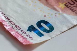How To Invest 10 Euro - Mr. Financial Freedom